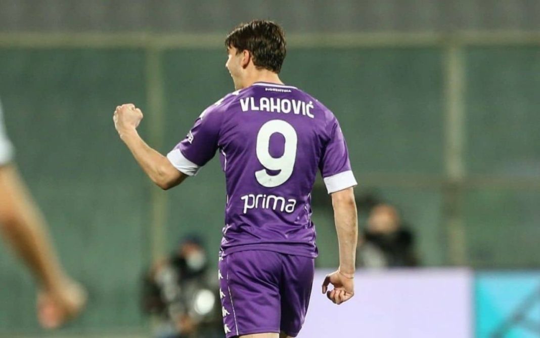 Vlahovic 4° straniero a segnare 20 gol in A con maglia della Fiorentina